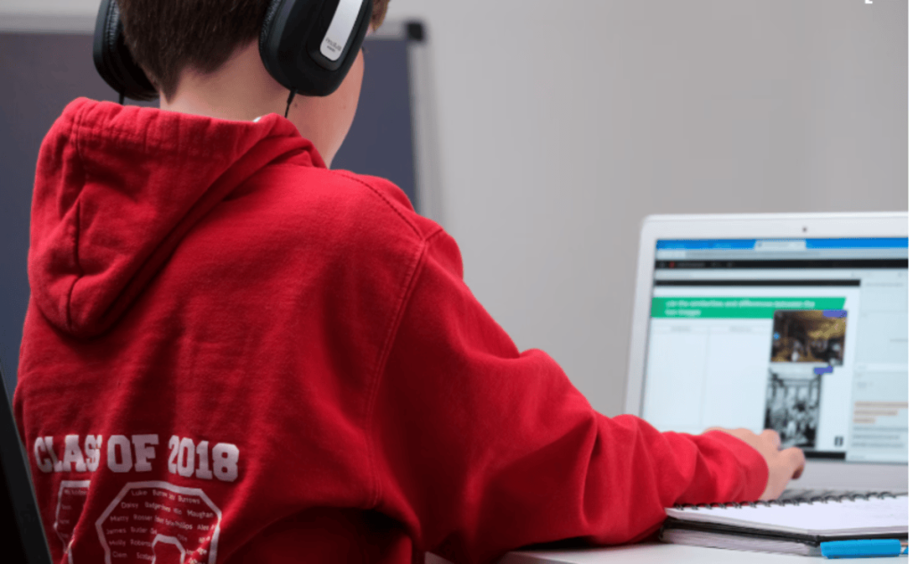 Classroomus.85: The Future of Smart Learning Spaces - watdongmoonlek